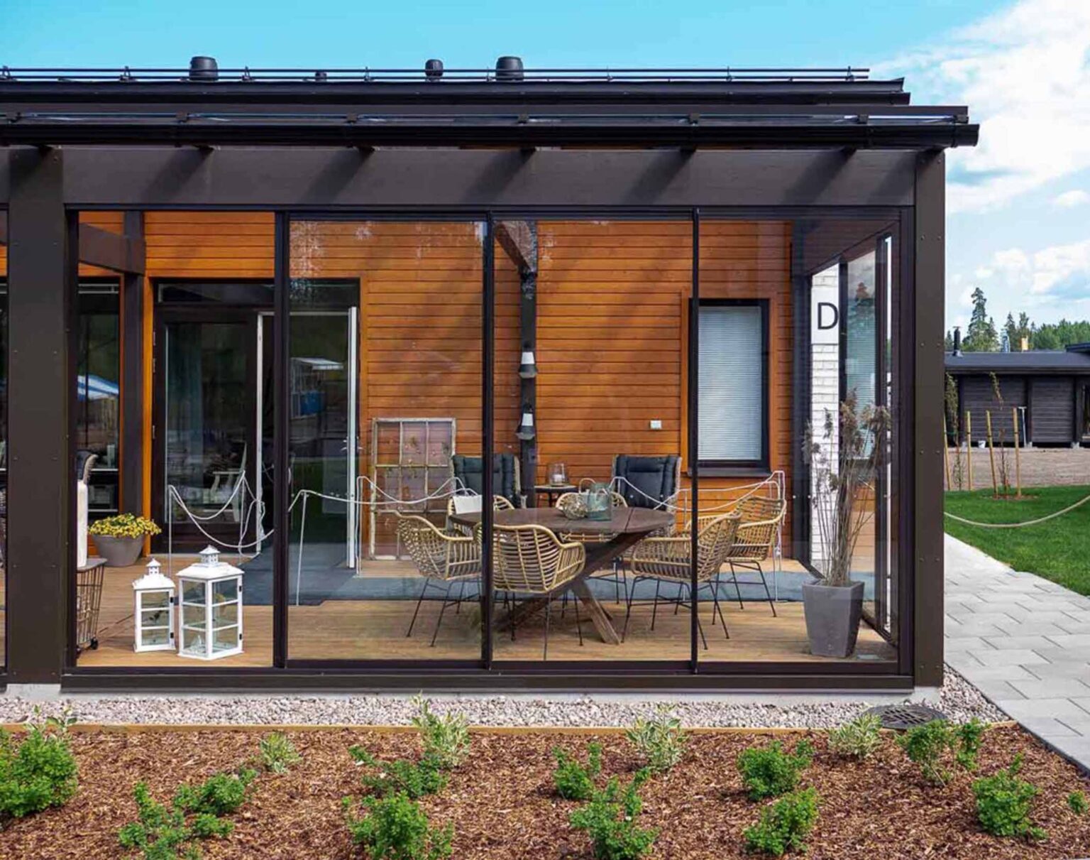 Legacy Glass Walls | Patio Enclosures | Sunrooms | Patio Roof Systems